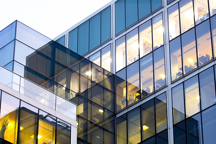 Unlocking Operational Efficiency Through Smart Building Technology